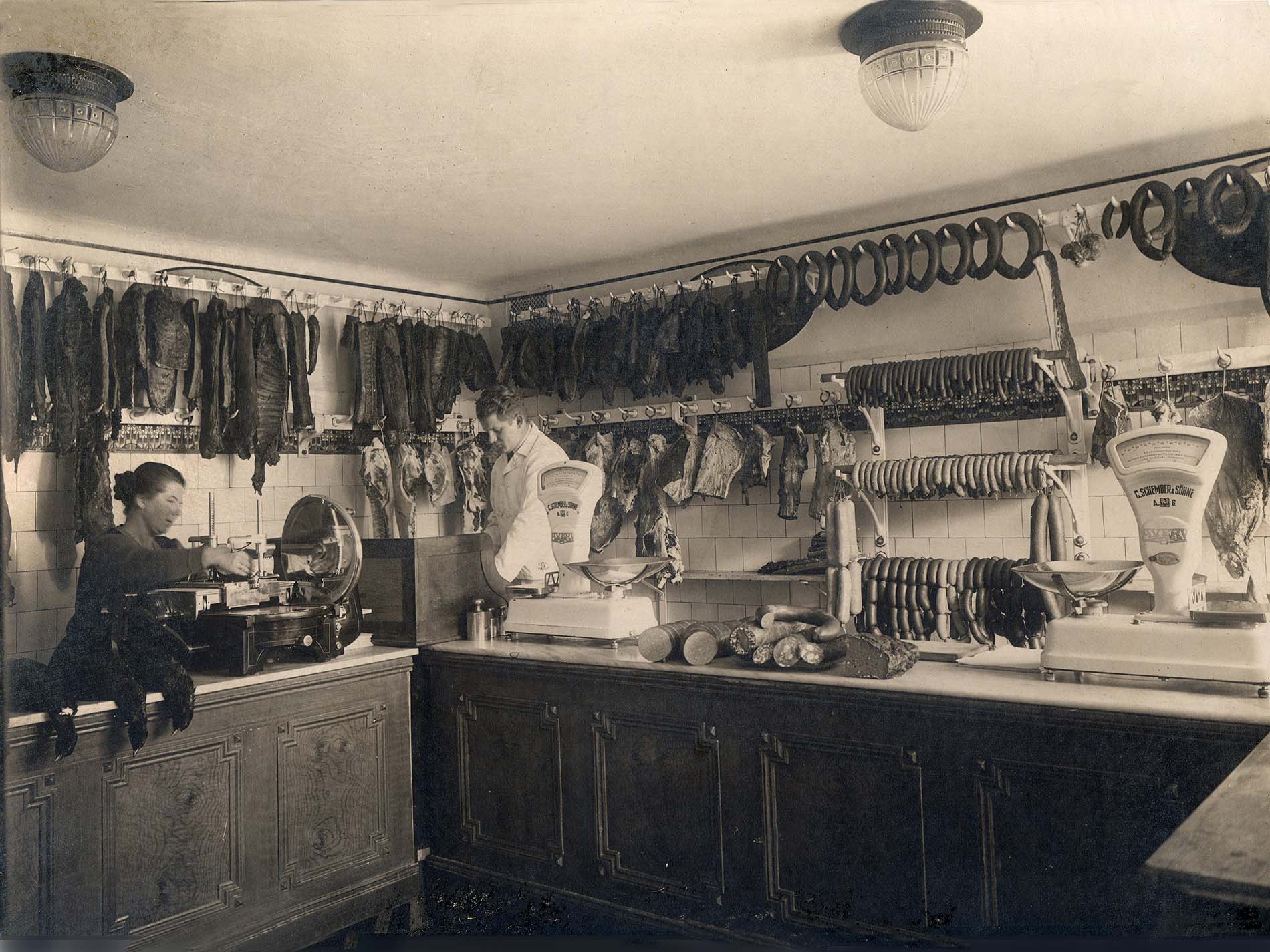 Kontakt – FLEISCHEREI HUERNER